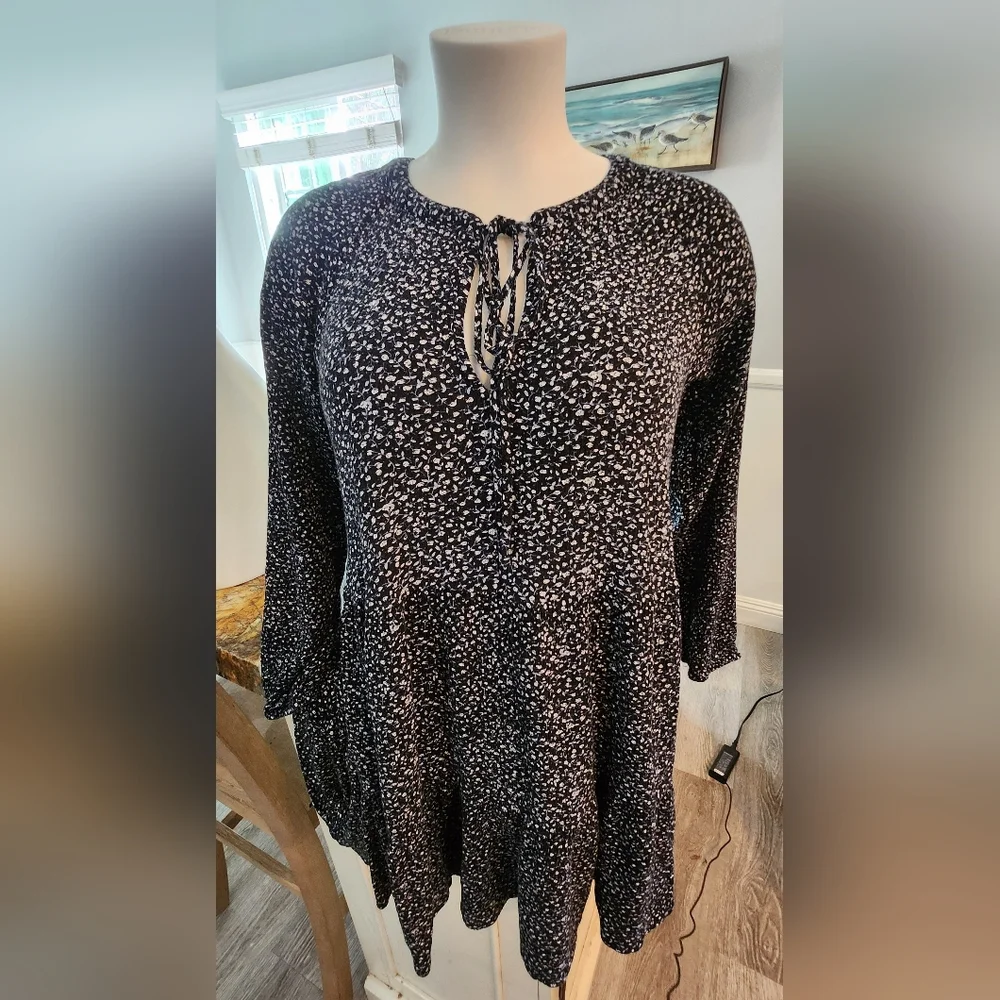 Carly Jean Los Angeles | Dresses | Carly Jean Los Angeles Polka Dot ...
